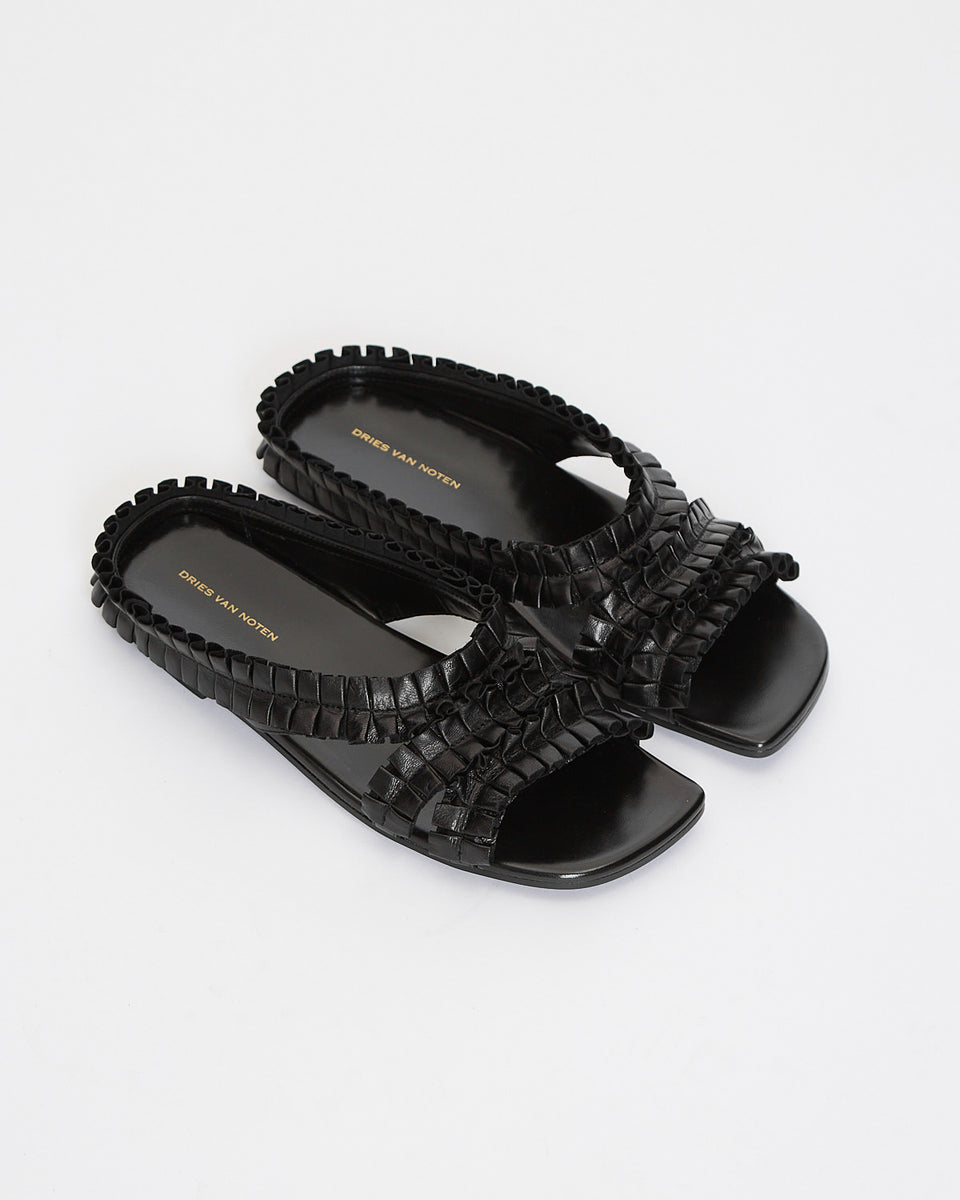 Ruffled Sandal – 119 Corbo